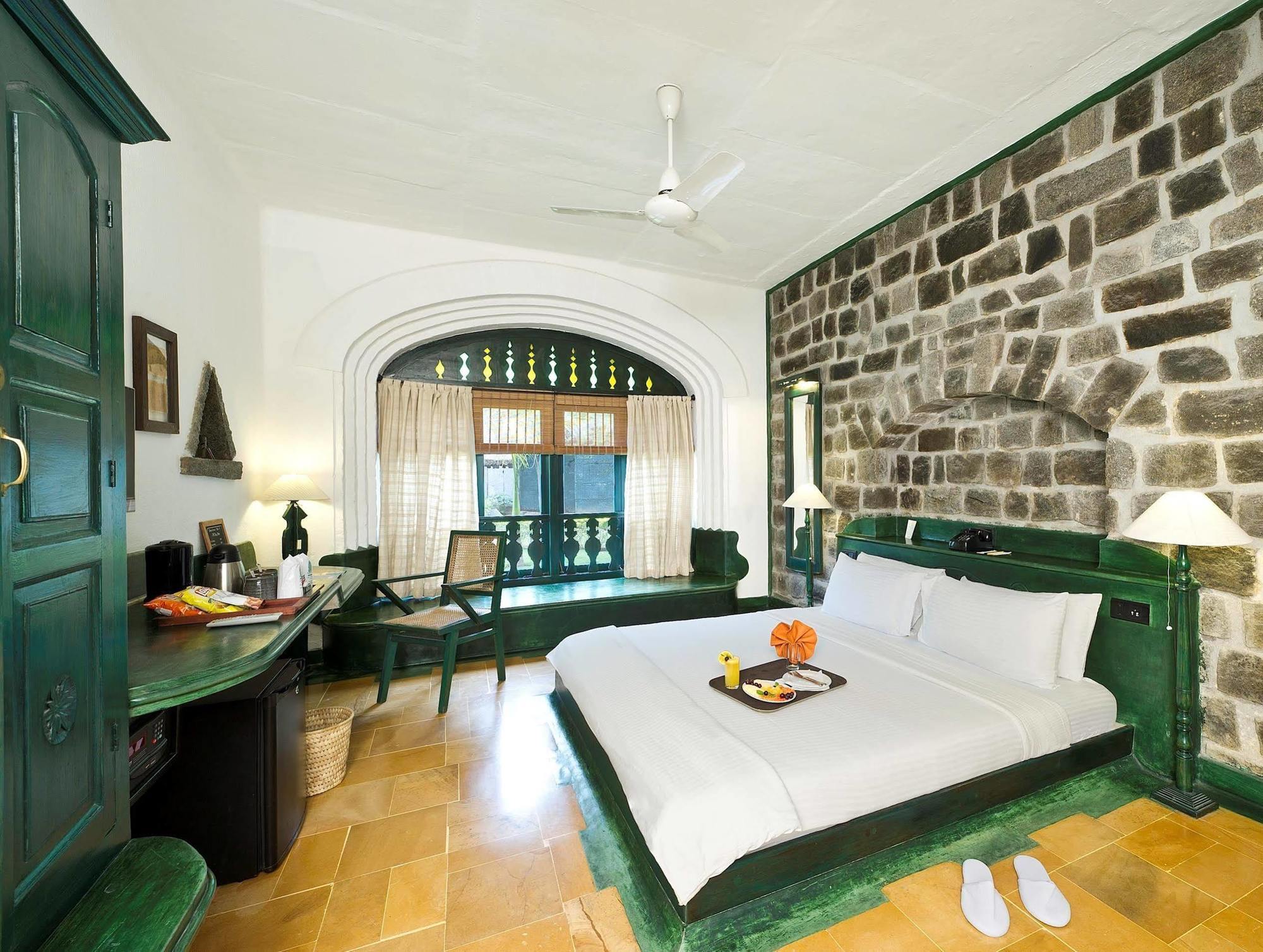 HOTEL SPARSA THIRUVANNAMALAI | ⋆⋆⋆ | TIRUVANNAMALAI, INDIA | SEASON DEALS FROM $80